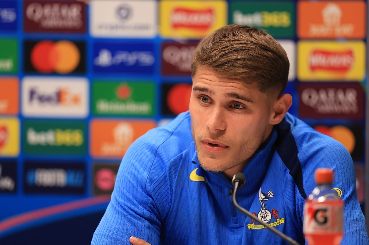 Tottenham's Micky van de Ven fights back against suggestions Spurs ...