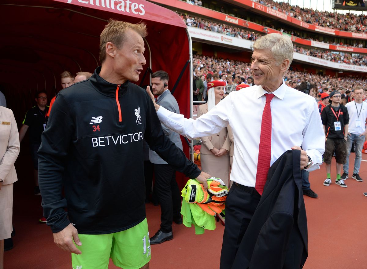 Former Arsenal and Liverpool star Alex Manninger dies aged 48 in train ...