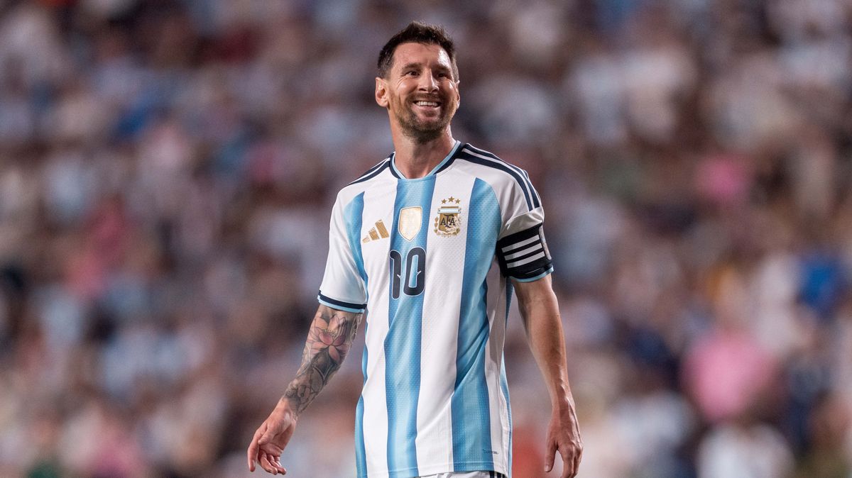Lionel Messi's passport number leaked via Argentina team sheet in pre ...